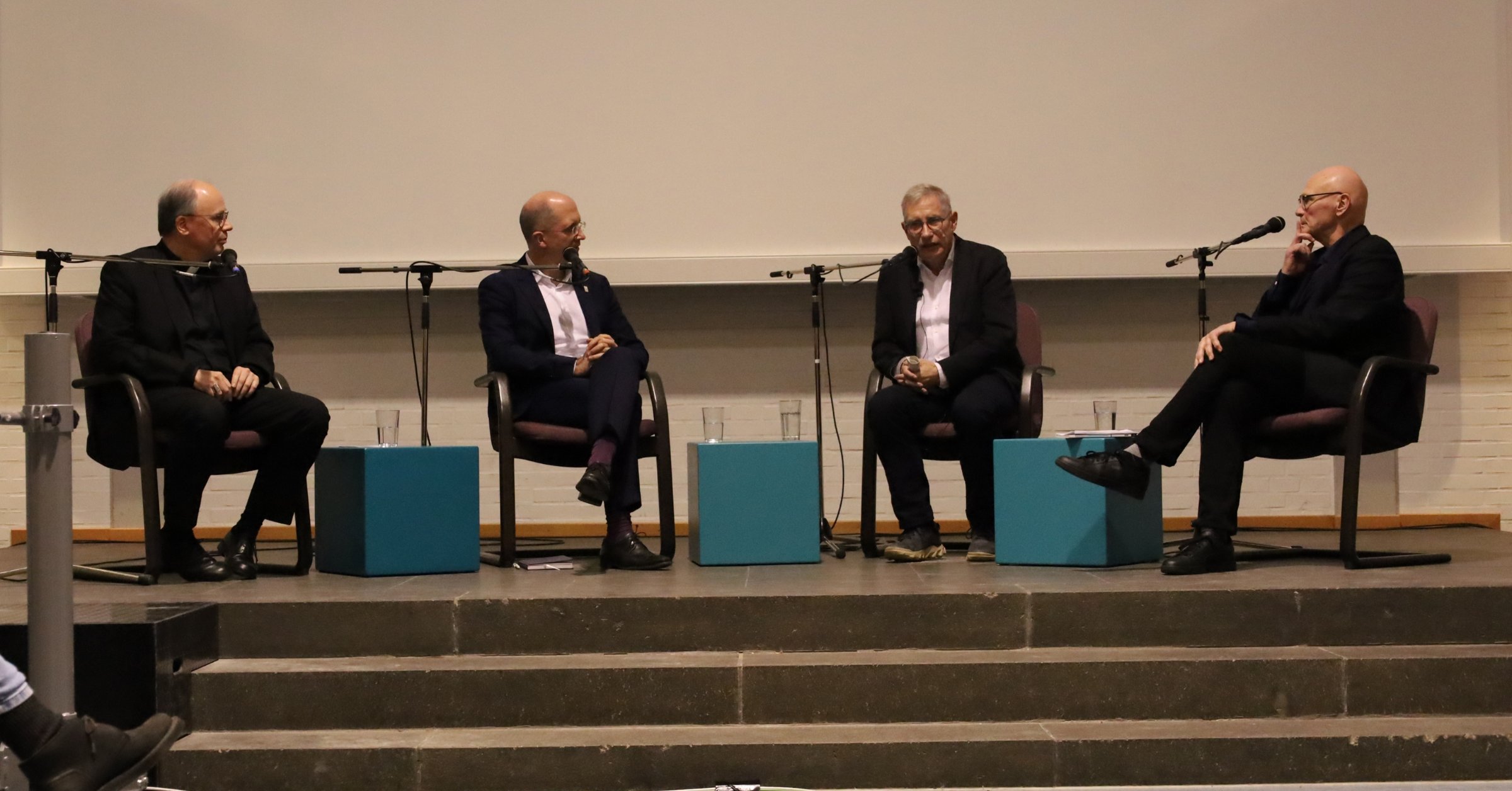 Weitere Fotos von der Podiumsdiskussion