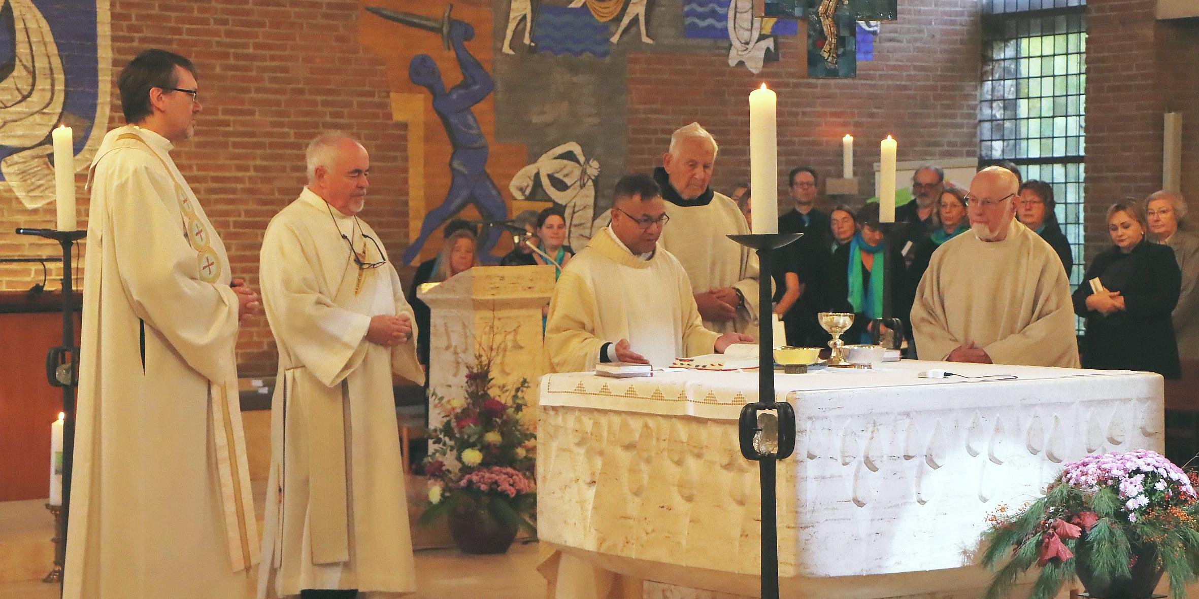 Dreifach-Jubiläum in St. Paul