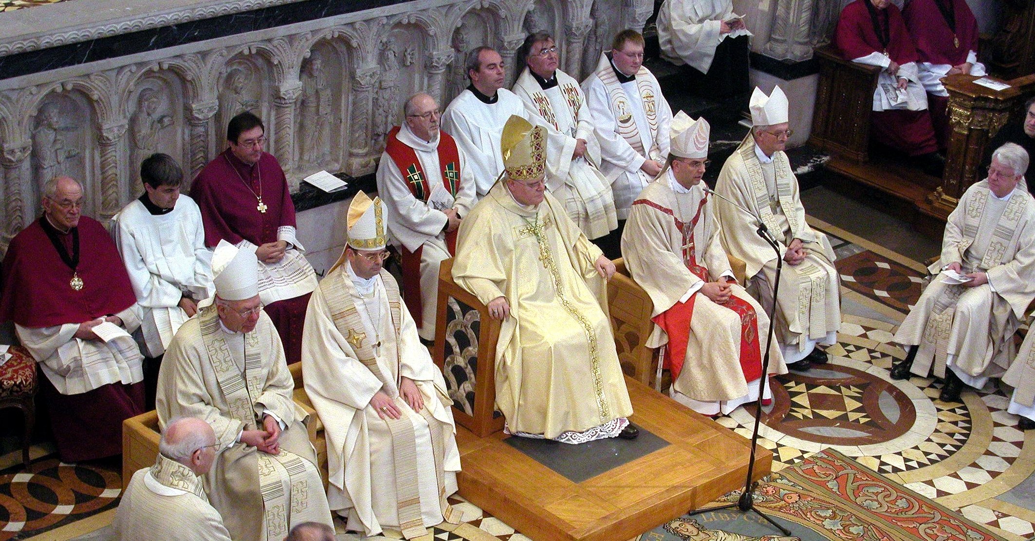 Bildergalerie zum Jubiläum 20 Jahre Bischofsweihe von Brahm und Peters ...